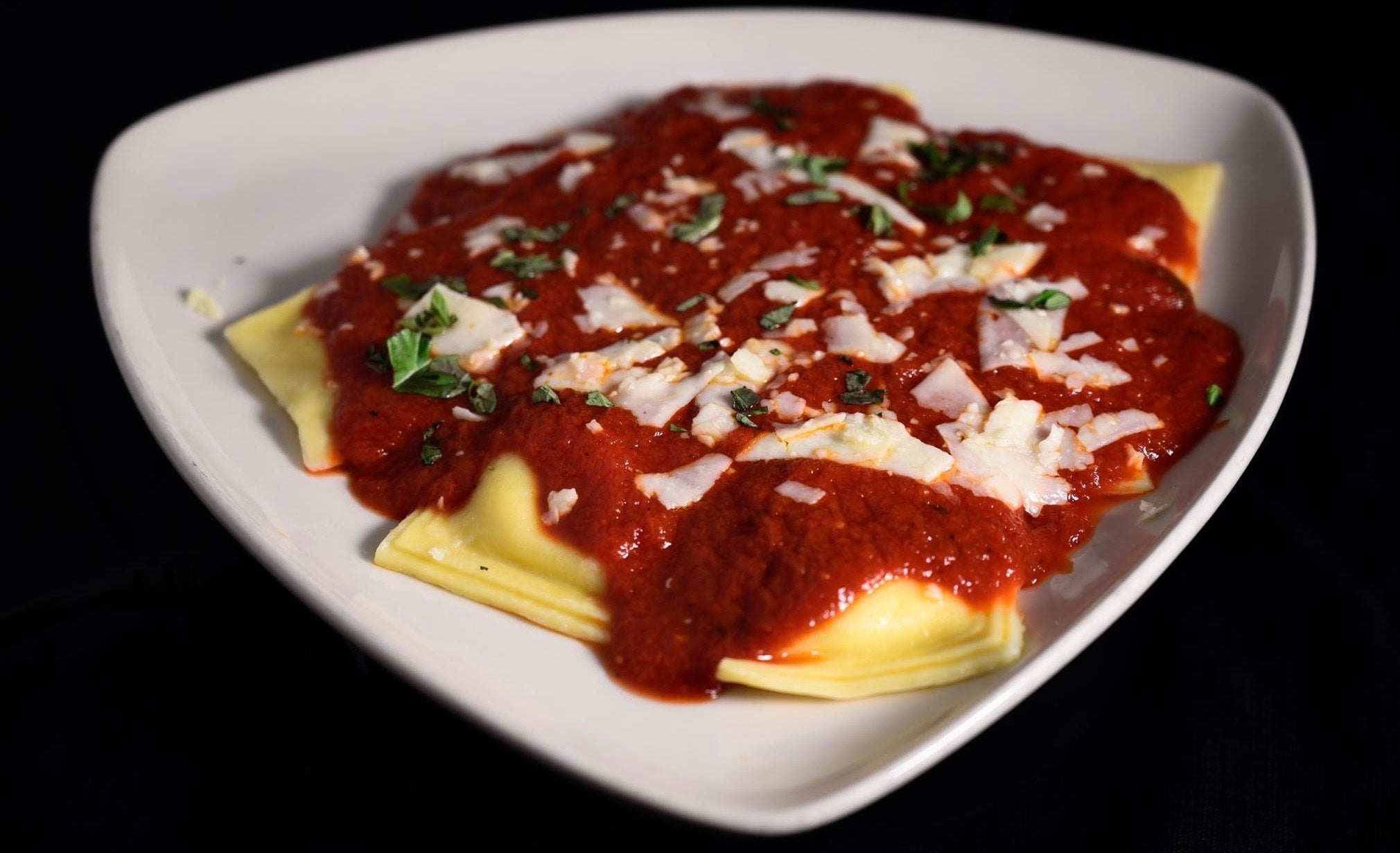 basil and bones hours